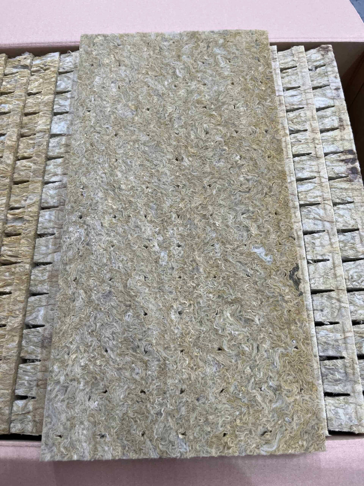 Grodan AO36/40 30 sheets x 98 cubes 2940/ctn — Fran's Hydroponics